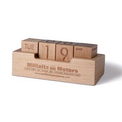 BIC Natural Everlasting Desk Calendar